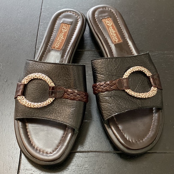 Brighton | Shoes | Brighton Jive Leather Sandals Made In Italy Silver ...